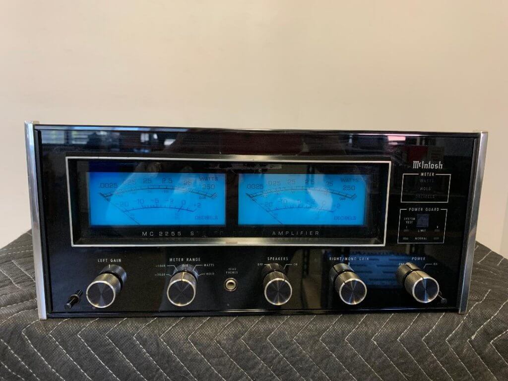 McIntosh MC2255 stereo power amplifier | George Meyer AV